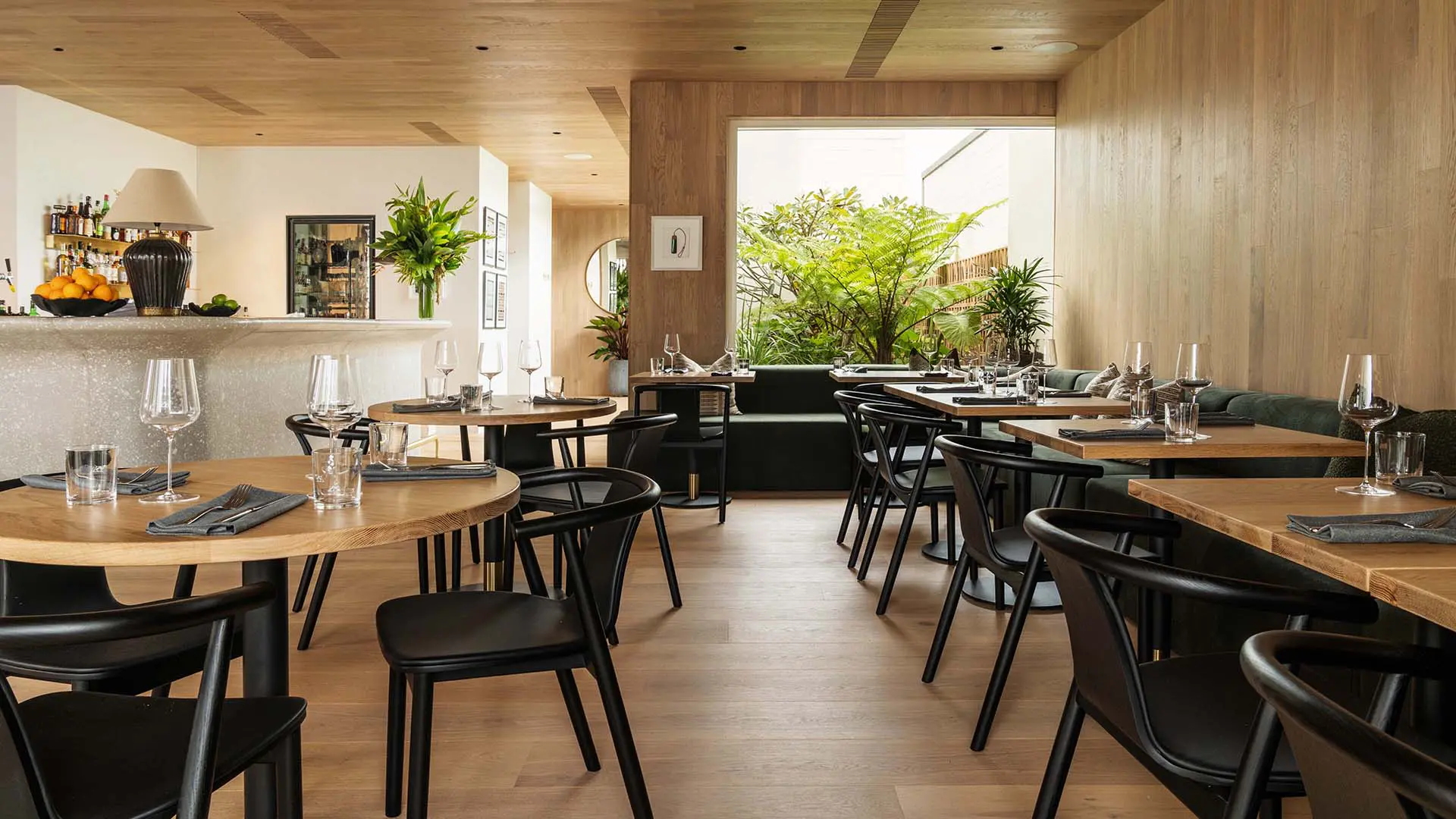 The Lodge Bar and Dining - POWE Architects